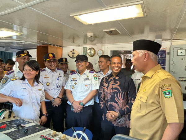 KMP. Wira Samaeri Resmi Beroperasi Melayani Lintasan Padang - Mentawai